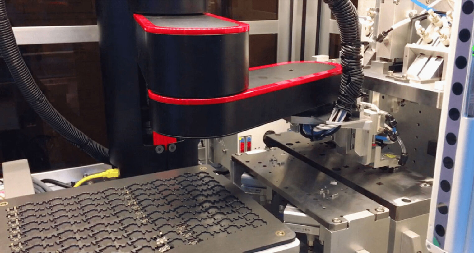 应用案例 - 慧灵HITBOT